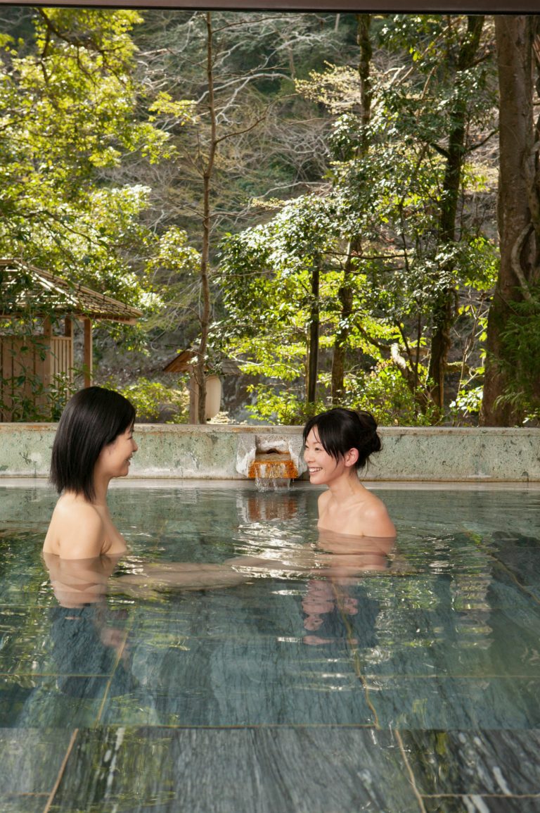 Onsen Etiquette - 20 Rules & Manners You Should Know
