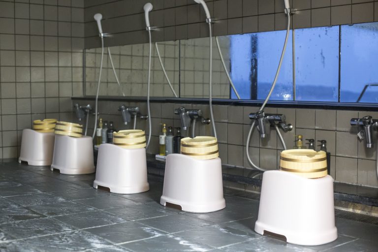 Onsen Etiquette - 20 Rules & Manners You Should Know