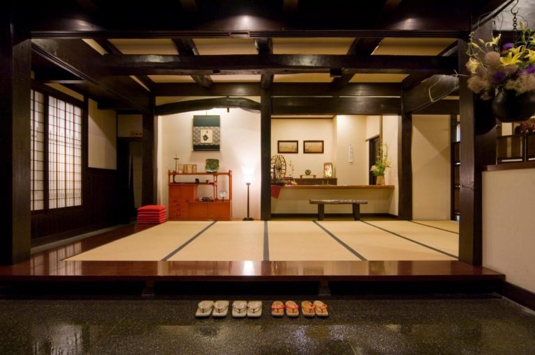 The 9 Best Traditional Ryokans in Takayama with Private Onsen