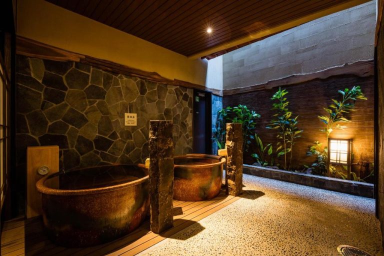 Ryokans of Japan - Your Guide to Experience a Japanese Traditional Stay ...